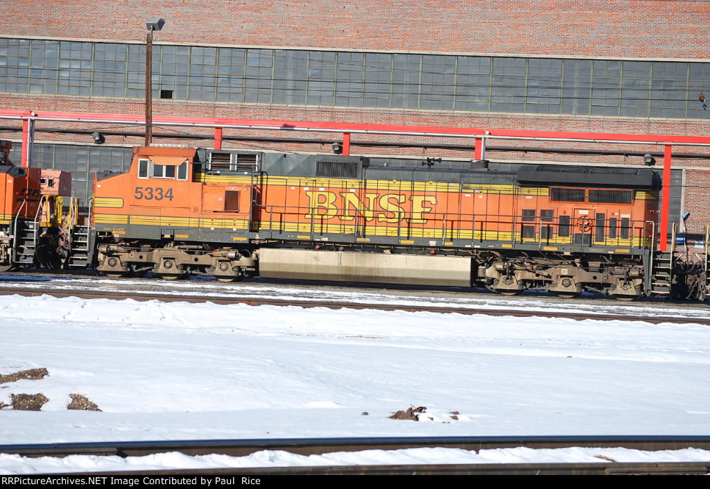 BNSF 5334